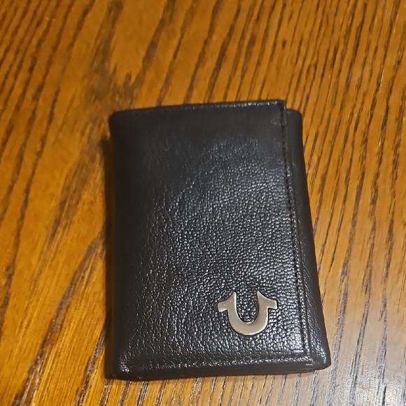 True Religion | Accessories | True Religion Black Leather Wallet | Poshmark